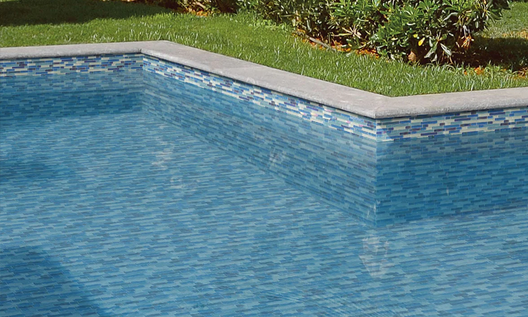 Pb-Liner Instalación de lamina armada para piscinas.